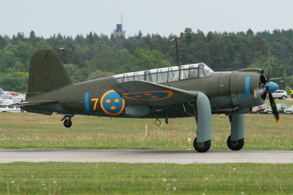 SAAB 17 flyr for første gang | Frihetskamp